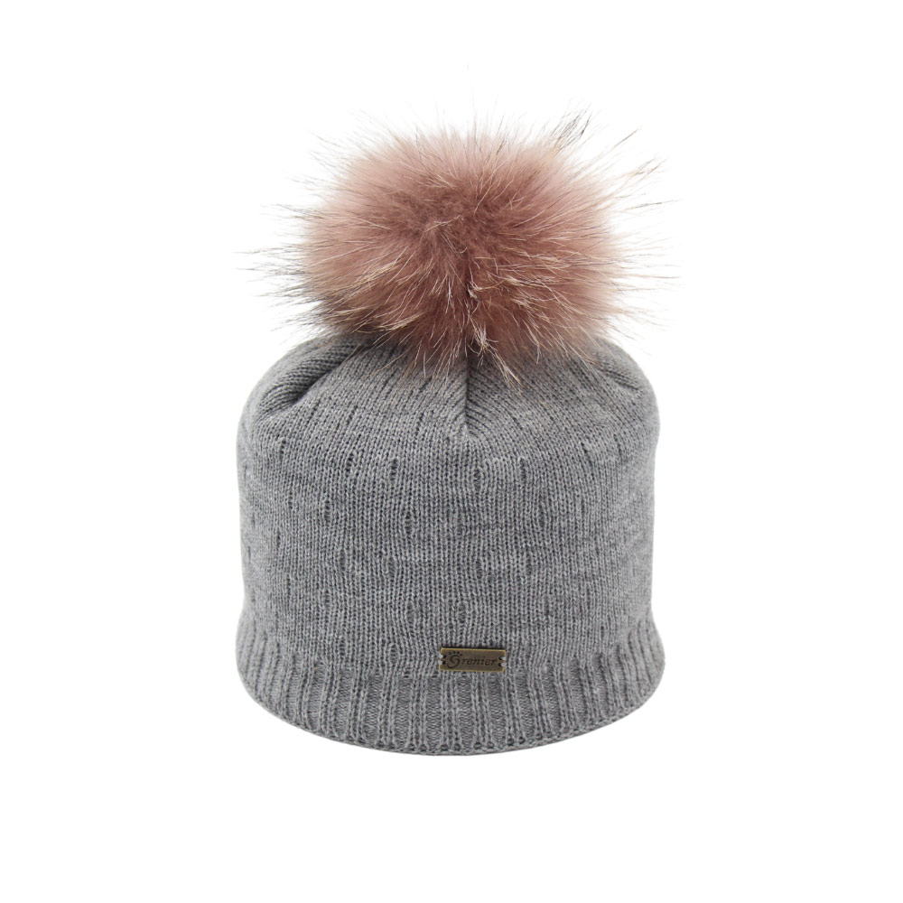 Tuque enfant d'hiver à pompon | Fourrures Grenier
